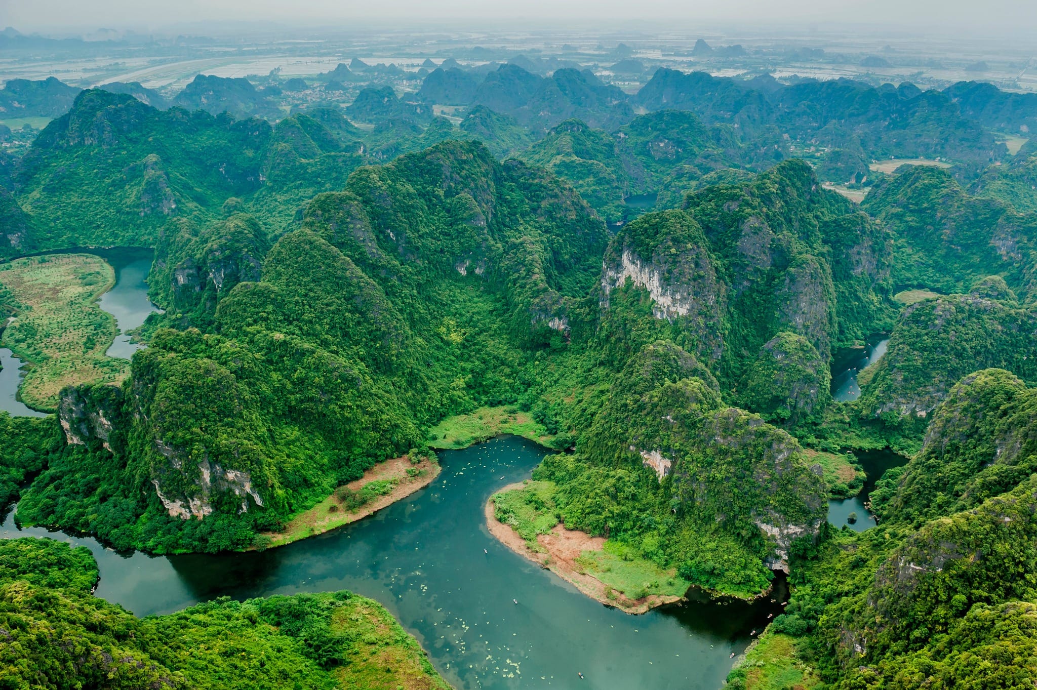 Mua Caves Adventure Guide: 500 Steps to Ninh Binh’s Best View